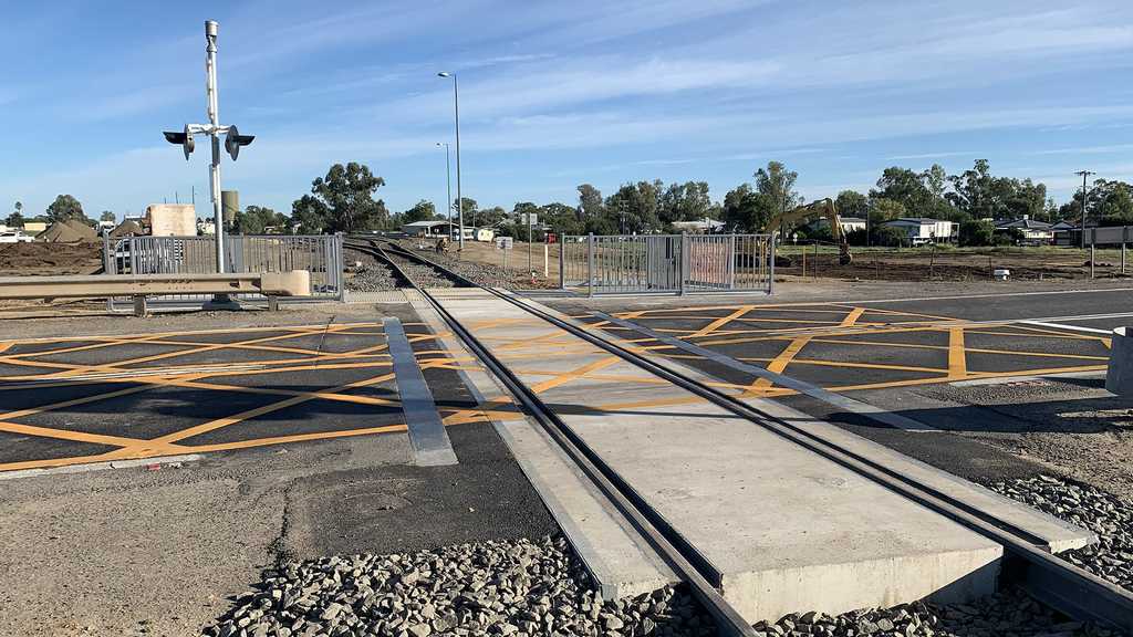 Case Study - Level Crossing Upgrade – Edilon Sedra Panel System